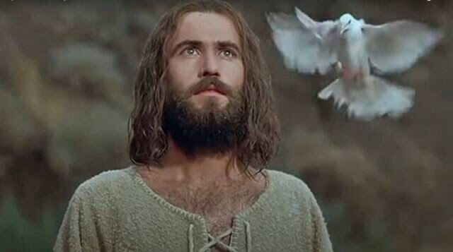 JESÚS OS BAUTIZARÁ CON ESPÍRITU SANTO Y FUEGO